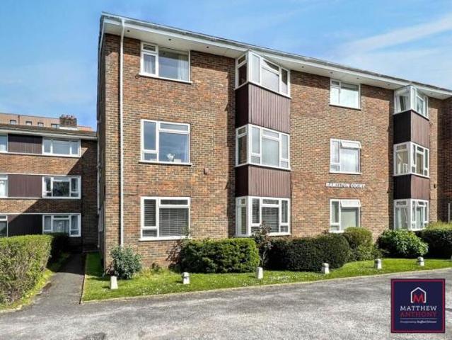 2 bedroom flat for sale in Drake Avenue, Goring By Sea, BN12