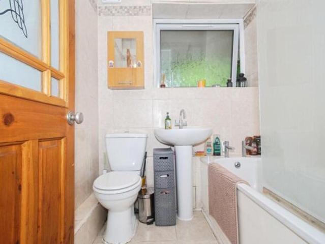 2 bedroom flat for sale in Drive, SALFORD, Lancashire, M5