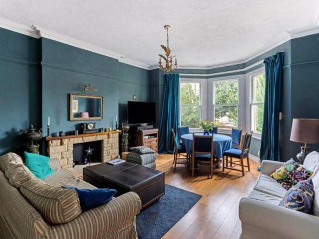 2 bedroom apartment for sale in Durdham Park | Redland, BS6