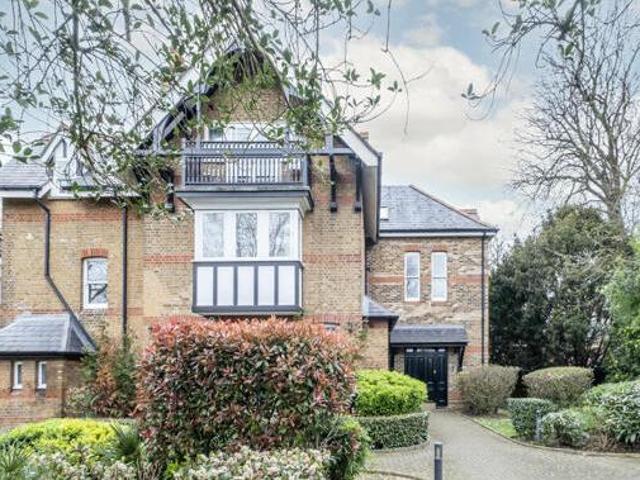 2 Bedroom Flat For Sale In Ealing