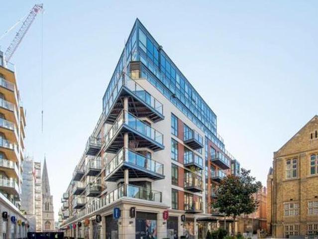 2 Bedroom Flat For Sale In Ealing, London
