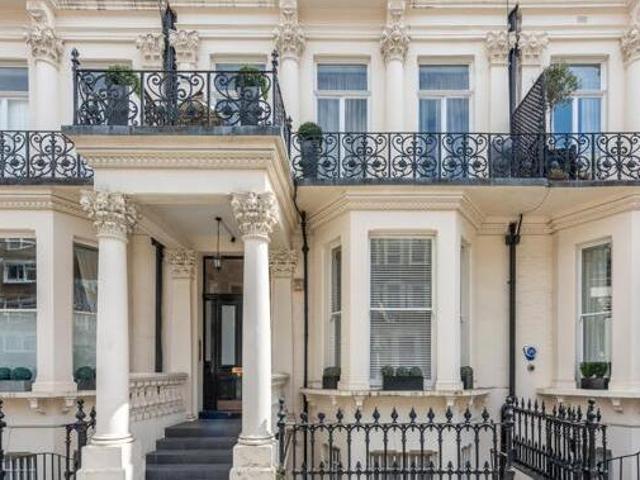 2 Bedroom Flat For Sale In Earl´s Court