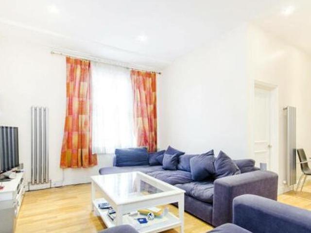 2 Bedroom Flat For Sale In Earls Court, London