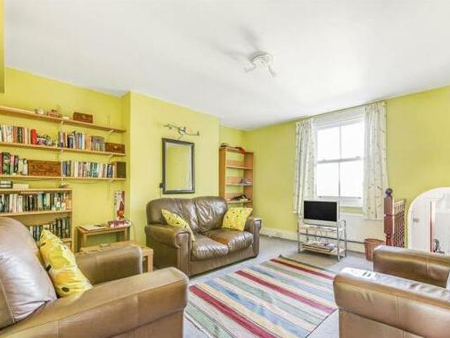 2 Bedroom Flat For Sale In East Sheen