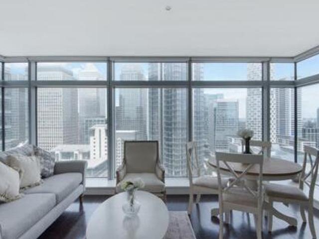 2 Bedroom Flat For Sale In East Tower, Canary Wharf