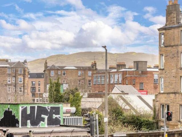 2 bedroom flat for sale in Easter Road, Edinburgh, EH7