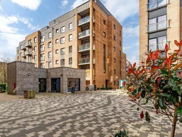 2 Bedroom Flat For Sale In Edinburgh