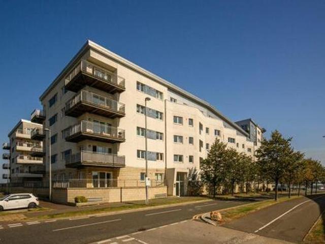 2 Bedroom Flat For Sale In Edinburgh