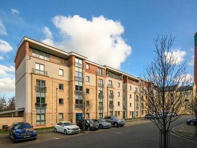2 Bedroom Flat For Sale In Edinburgh