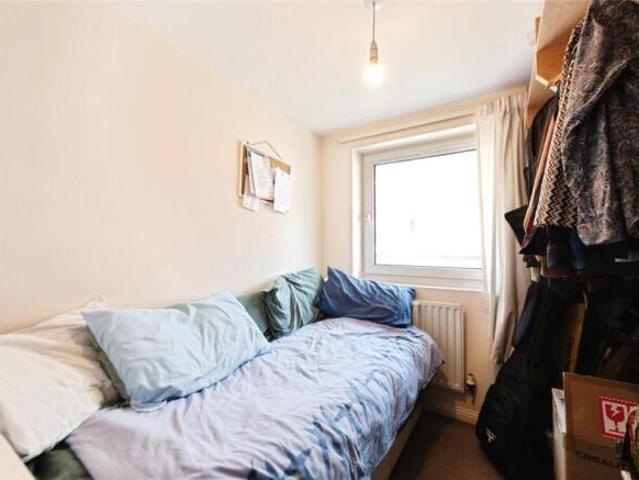 2 bedroom flat for sale in Elm Grove, Southsea, Hampshire, PO5