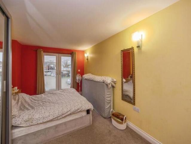 2 bedroom flat for sale in Elm Grove, Southsea, PO5