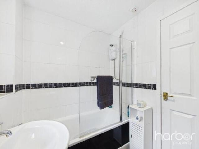 2 bedroom flat for sale in Elmslie Court, Baillieston, Glasgow, G69 7NZ, G69
