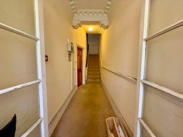 2 bedroom flat for sale in Embankment Road, Prince Rock, Plymouth. Characterful Grade II Listed First Floor Flat 2 Double Bedrooms No Onward Chain, PL4