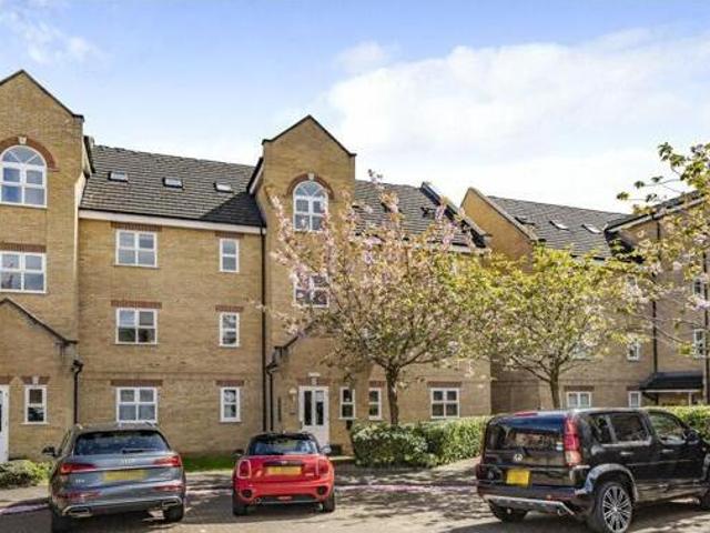 2 Bedroom Flat For Sale In Enfield
