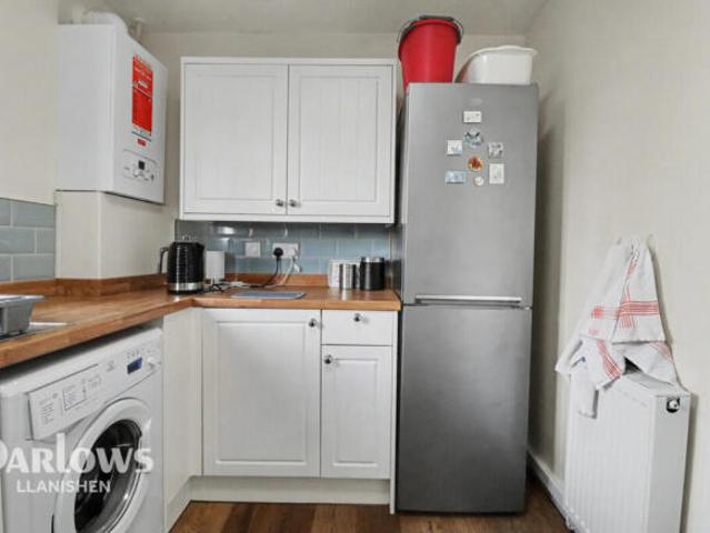 2 bedroom flat for sale in Evansfield Road, Cardiff, CF14