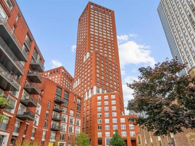 2 bedroom flat for sale in Exchange Gardens, London, SW8