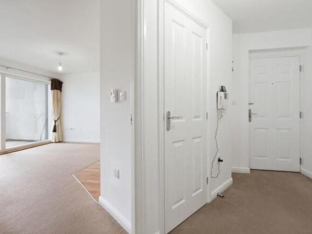 2 bedroom flat for sale in Exeter Street, Plymouth, Devon, PL4