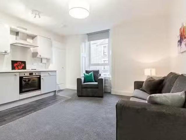 2 Bedroom Flat For Sale In F Peddie Street, Blackness, Dundee.