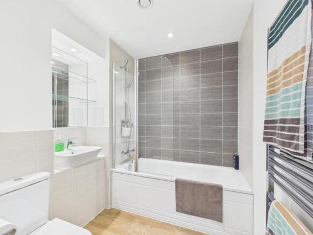 2 bedroom flat for sale in Fairbourne Court, Denyer Walk, Southampton, SO19 9UJ, SO19
