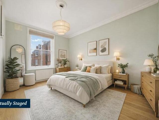 2 bedroom flat for sale in Fairhazel Gardens, South Hampstead, NW6