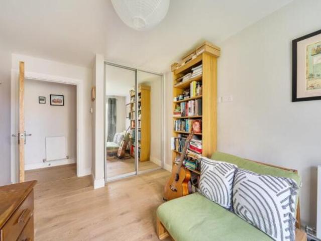 2 bedroom flat for sale in Fairlinch Close, Winchester, Hampshire, SO22