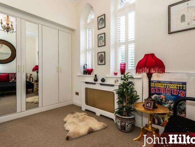 2 bedroom flat for sale in Falmer Road, Rottingdean, Brighton, BN2