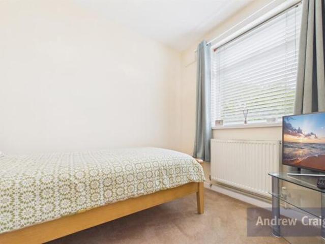 2 bedroom flat for sale in Falstone Square, Gosforth, NE3