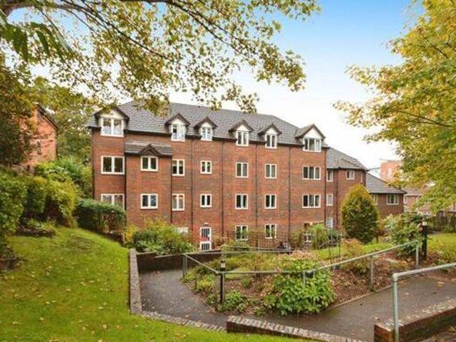2 Bedroom Flat For Sale In Farnborough
