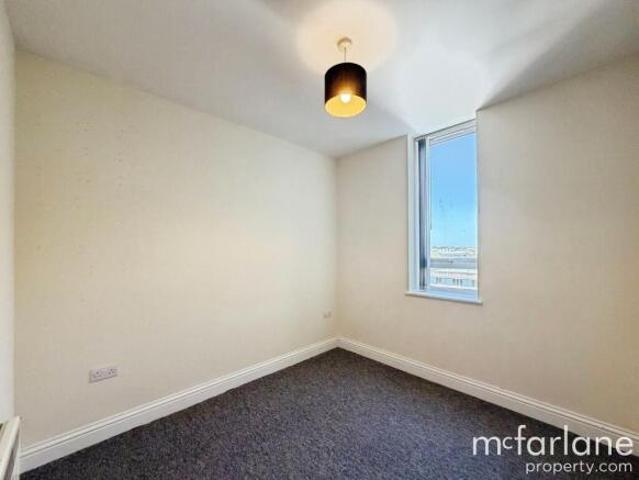 2 bedroom flat for sale in Farnsby Street, Swindon, SN1