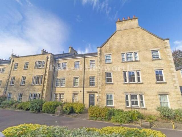 2 bedroom flat for sale in Fenton Street, Lancaster, LA1