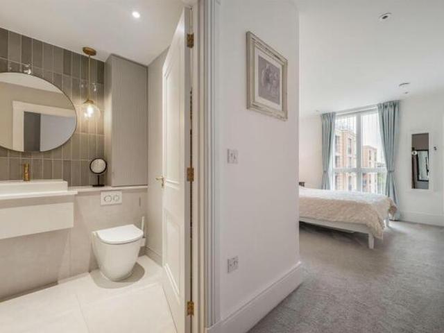 2 bedroom flat for sale in Fellowes Rise, Winchester, SO22