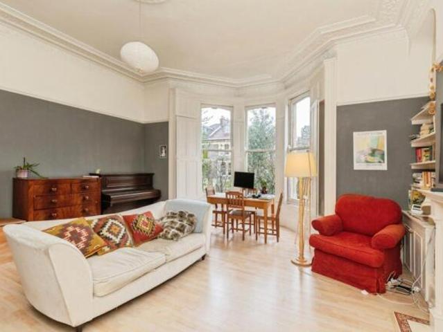 2 bedroom flat for sale in Fernbank Road, Bristol, BS6