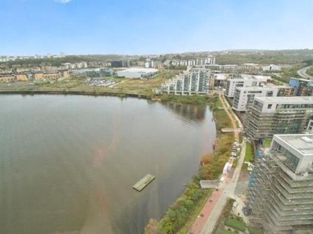 2 Bedroom Flat For Sale In Ferry Court, Cardiff