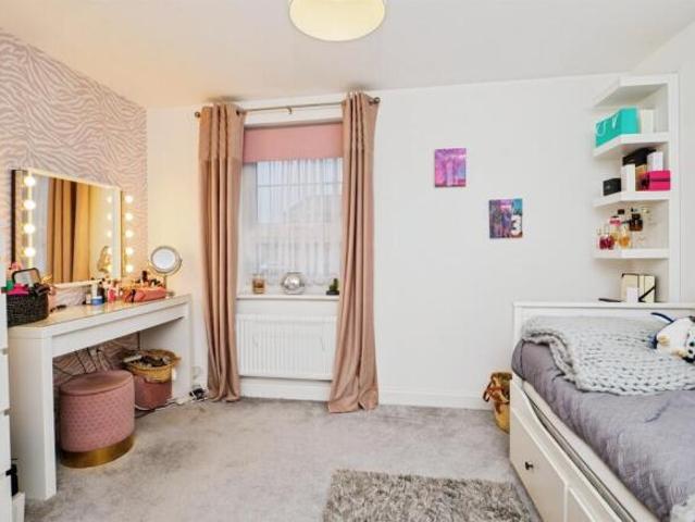 2 bedroom flat for sale in Fife Way, Aylesham, CANTERBURY, CT3