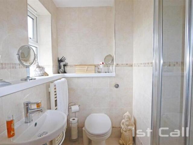 2 bedroom flat for sale in Forge Way, Southend On Sea, SS1