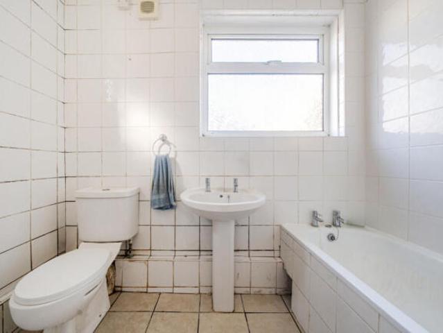 2 bedroom flat for sale in Forster Road, Portswood, Southampton, Hampshire, SO14