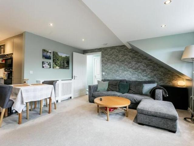 2 bedroom flat for sale in Fountainhall Road, Grange, Edinburgh, EH9