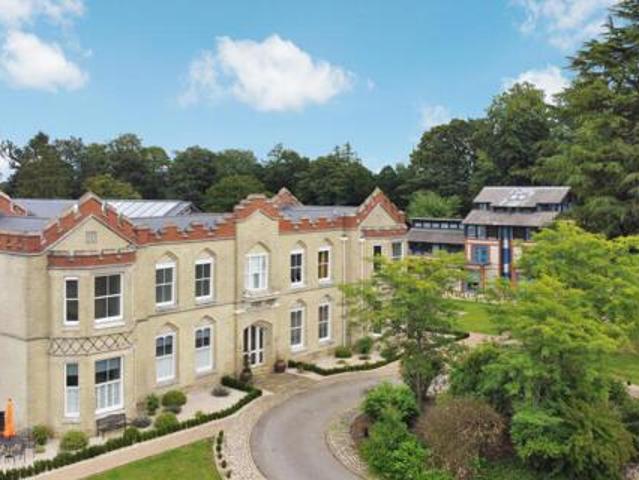 2 Bedroom Flat For Sale In Four Ashes Road, Cryers Hill