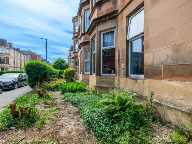 2 bedroom flat for sale in Flat 0/1, 88 Sinclair Drive, Battlefield, Glasgow, G42