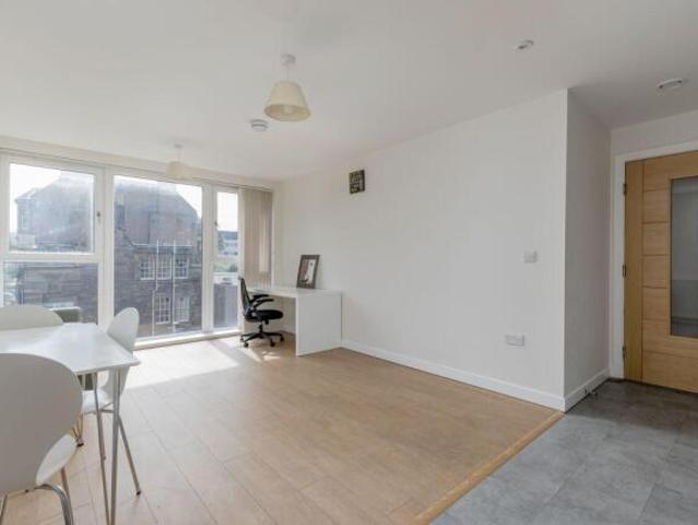 2 bedroom flat for sale in Flat 13, 128 McDonald Road, Bellevue, Edinburgh, EH7 4QU, EH7