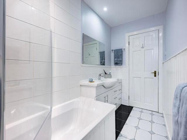 2 bedroom flat for sale in Flat 2/1, 347 Cumbernauld Road, Dennistoun, Glasgow, G31