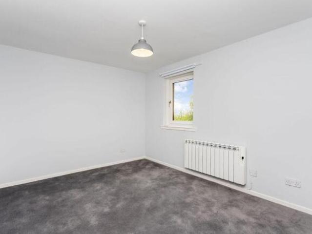 2 bedroom flat for sale in Flat 39 Glen Lednock Drive, Craigmarloch View, Cumbernauld, G68 0EJ, G68