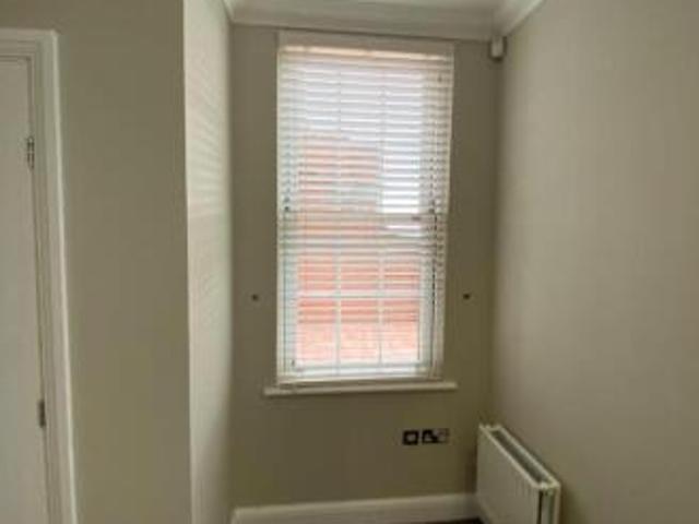 2 bedroom flat for sale in Flat 57 Fisher Court, Rhapsody Crescent, Warley, Brentwood, Essex, CM14 5GE, CM14