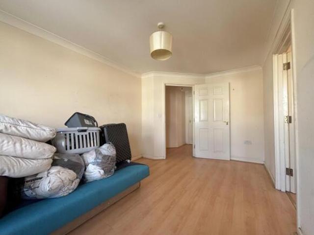 2 bedroom flat for sale in Flat 5, Amber Lodge, 16 Carysfort Road, Bournemouth BH1 4EJ, BH1