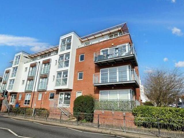 2 Bedroom Flat For Sale In Freeman Court