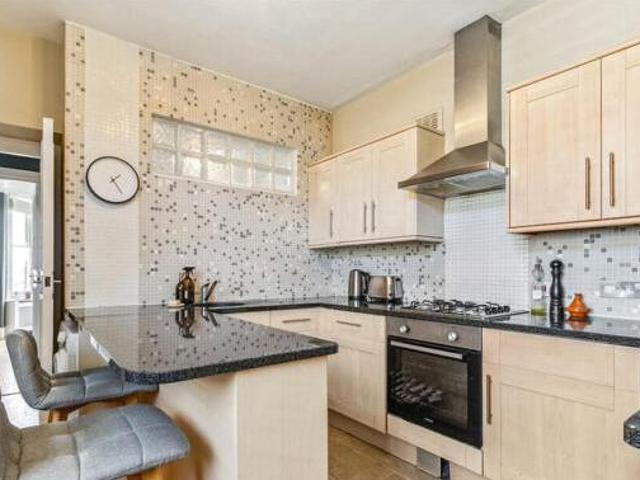2 Bedroom Flat For Sale In Fulham