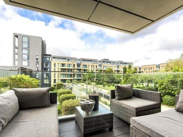 2 Bedroom Flat For Sale In Fulham, London