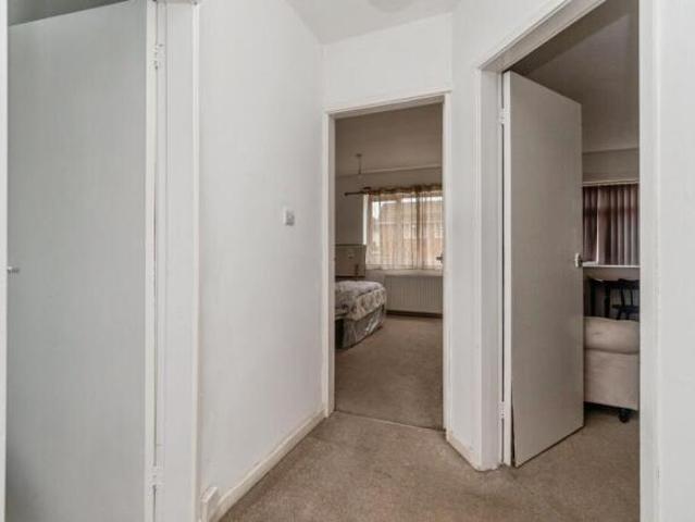 2 bedroom flat for sale in Gail Park, Wolverhampton, WV3