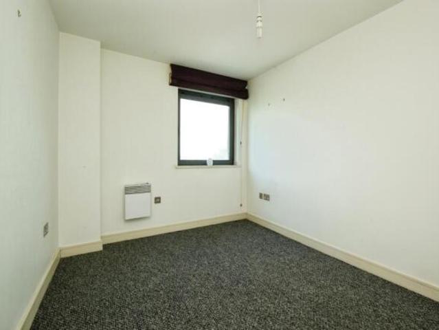 2 bedroom flat for sale in Galleon Way, Cardiff, CF10