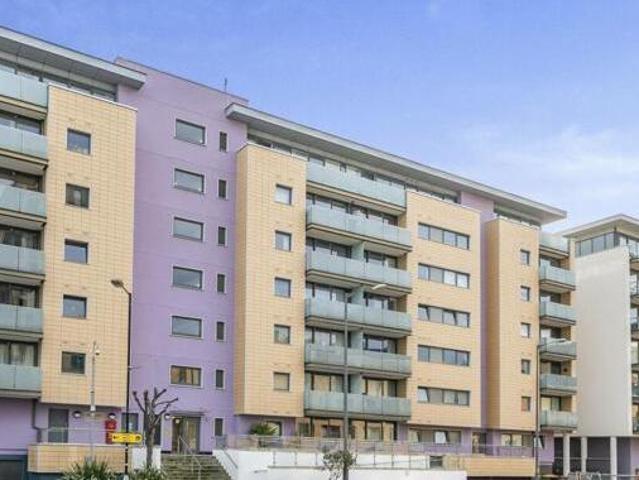 2 Bedroom Flat For Sale In Gallions Reach, London